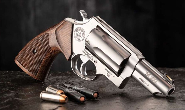Taurus Judge | Sportsman's Outdoor Superstore