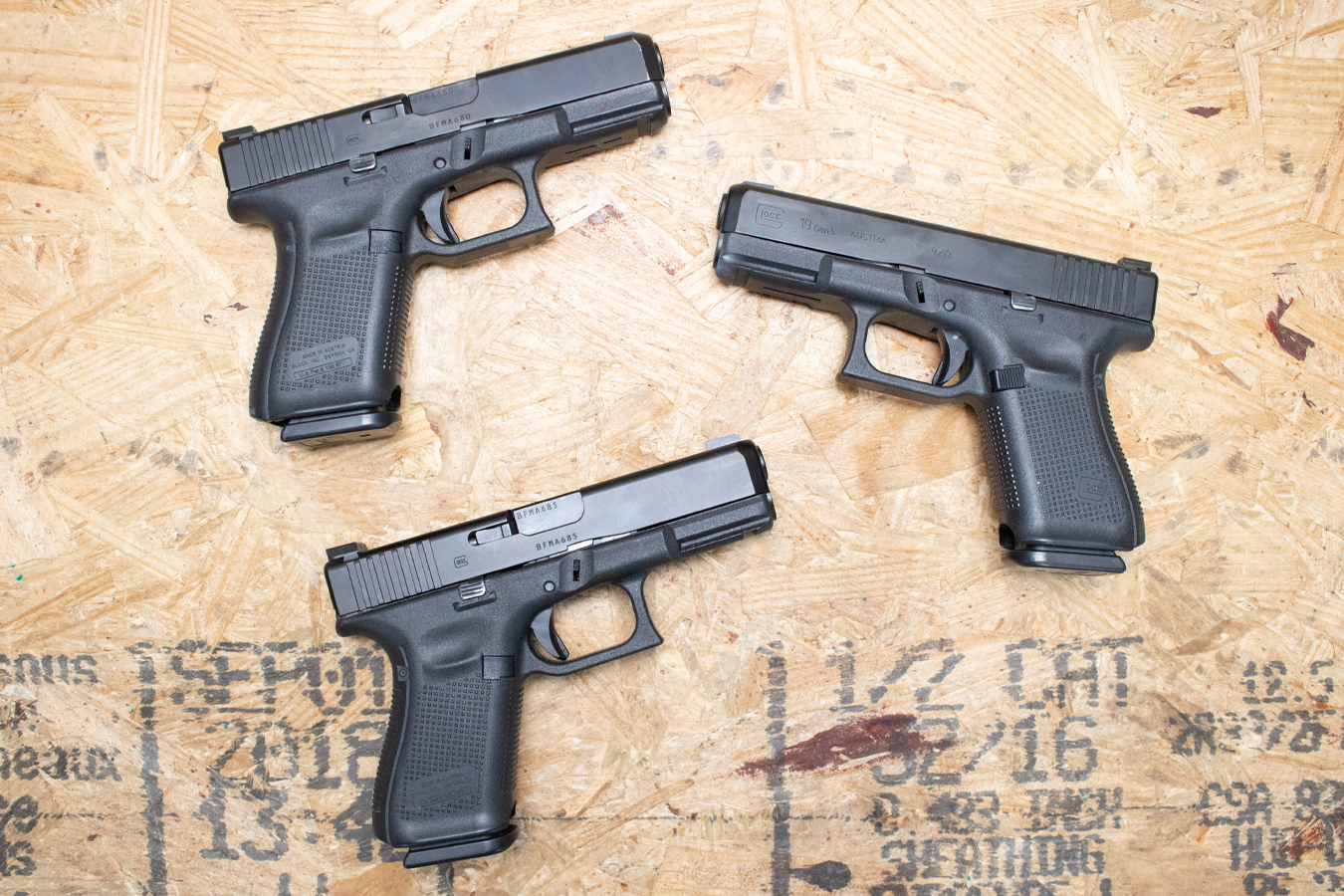 Glock 19Gen5 9mm Police Trade-In Pistols with Night Sights (Good Condition) | Sportsman's ...