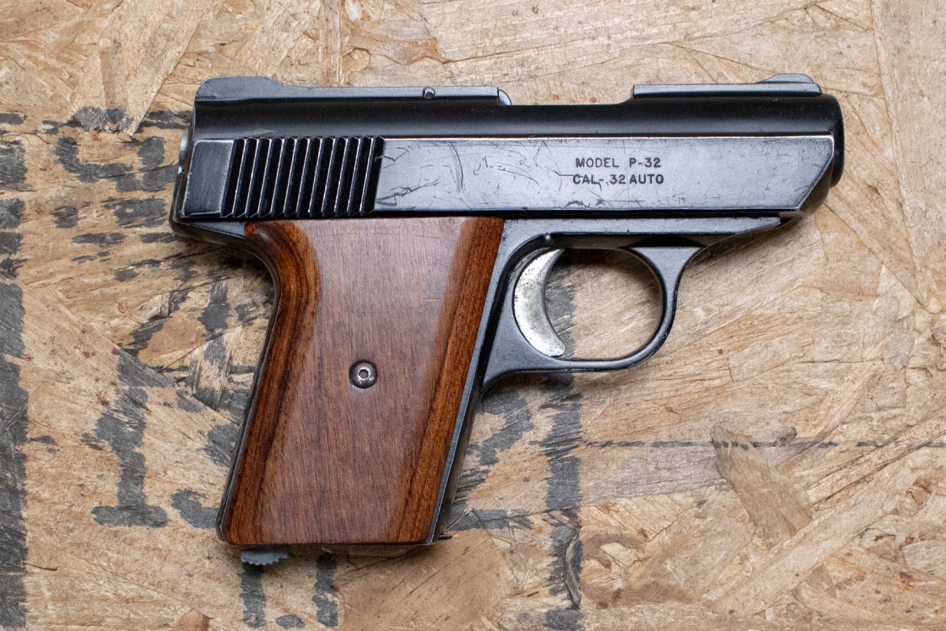 Davis P-32 32ACP Police Trade-In Pistol with Wood Grips | Sportsman's ...