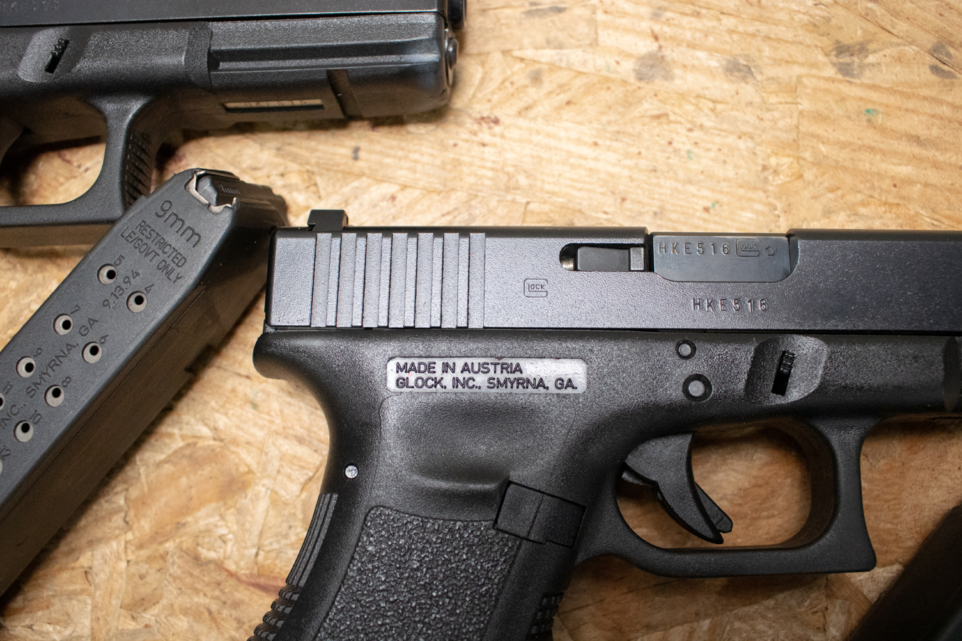 Glock 17 Gen3 9mm Police Trade-in Pistols with Night Sights (Good ...