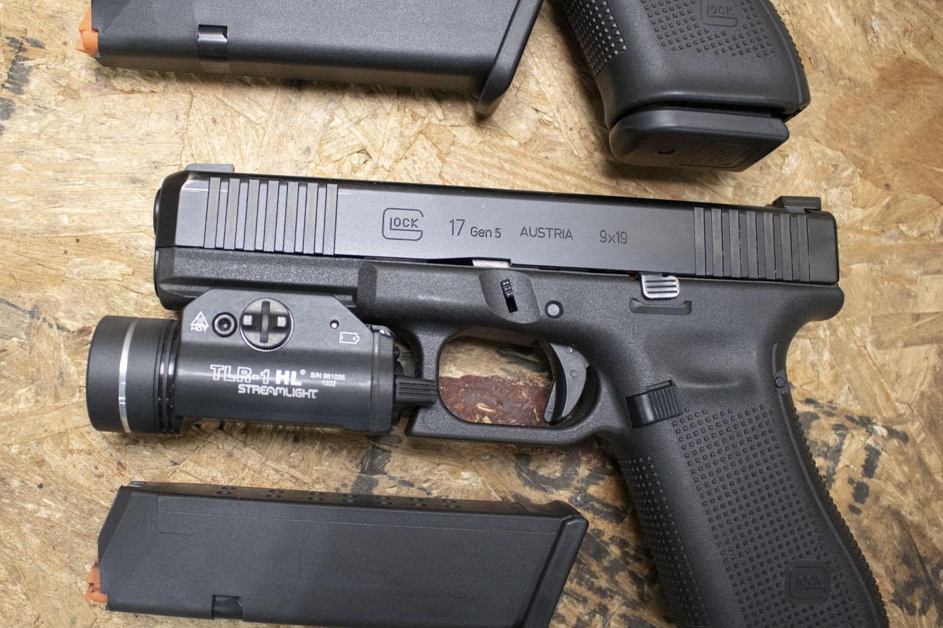 Glock 17 Gen5 9mm Police Trade-In Pistols with Night Sights and ...