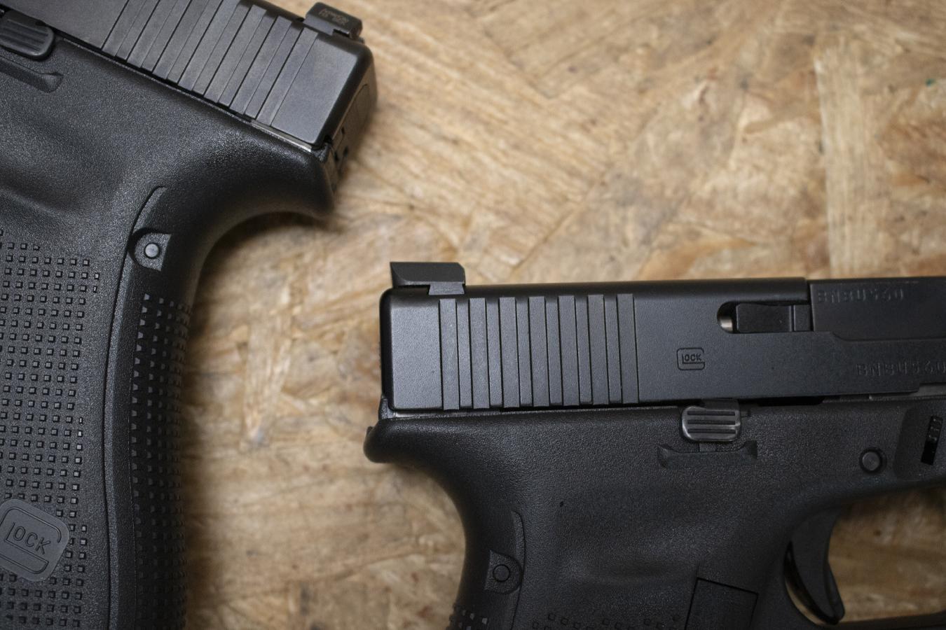 Glock 17 Gen5 9mm Police Trade-In Pistols with Night Sights and Front ...
