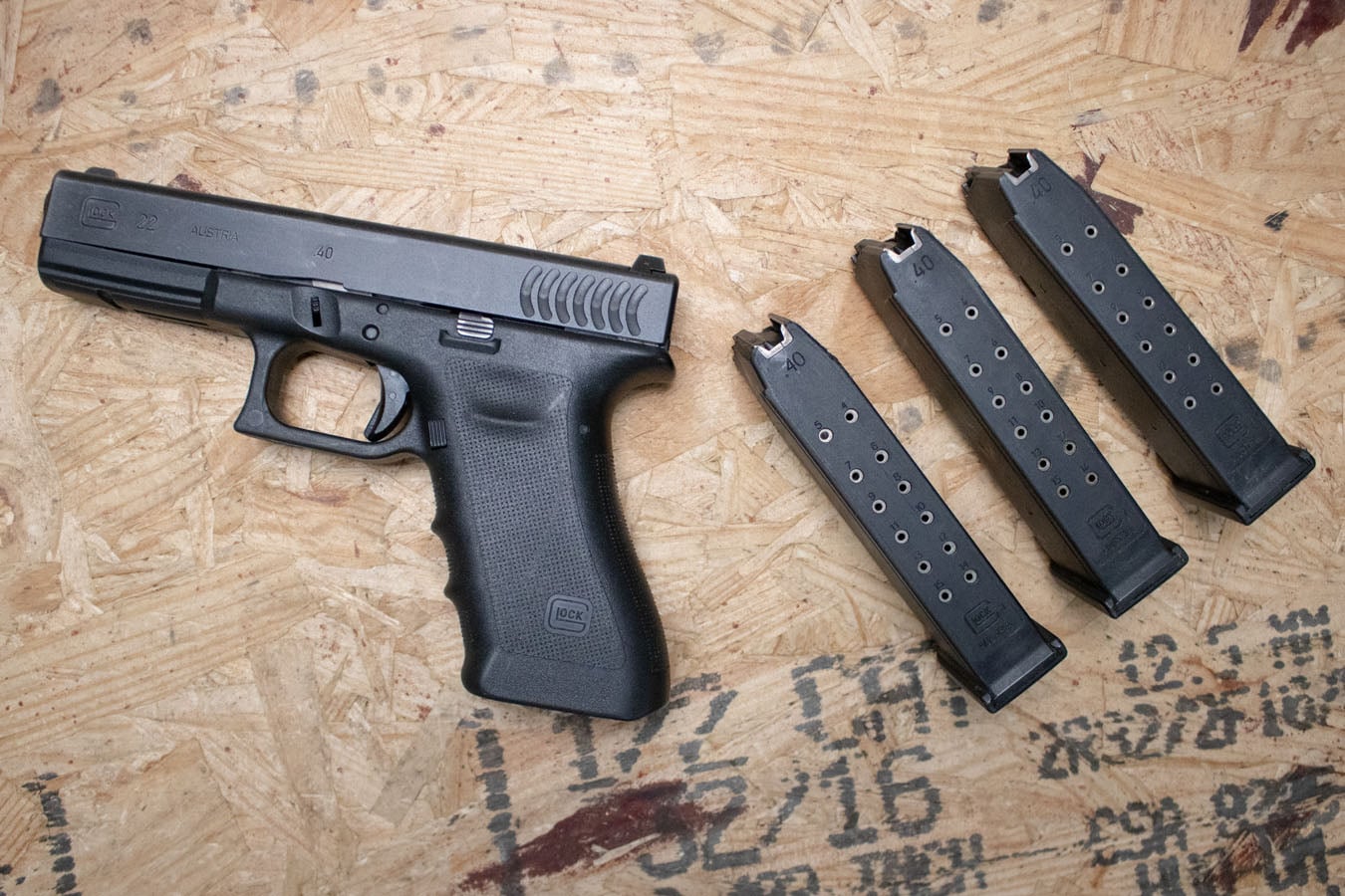 Glock 22 Gen3 RTF 40 S&W Used Police Trades with 3 Mags and Fish Gill ...