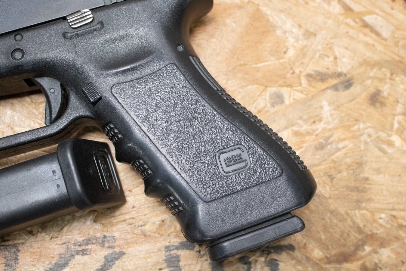 Glock 22 Gen3 40 S&W Police Trade-In Pistols (Very Good Condition ...