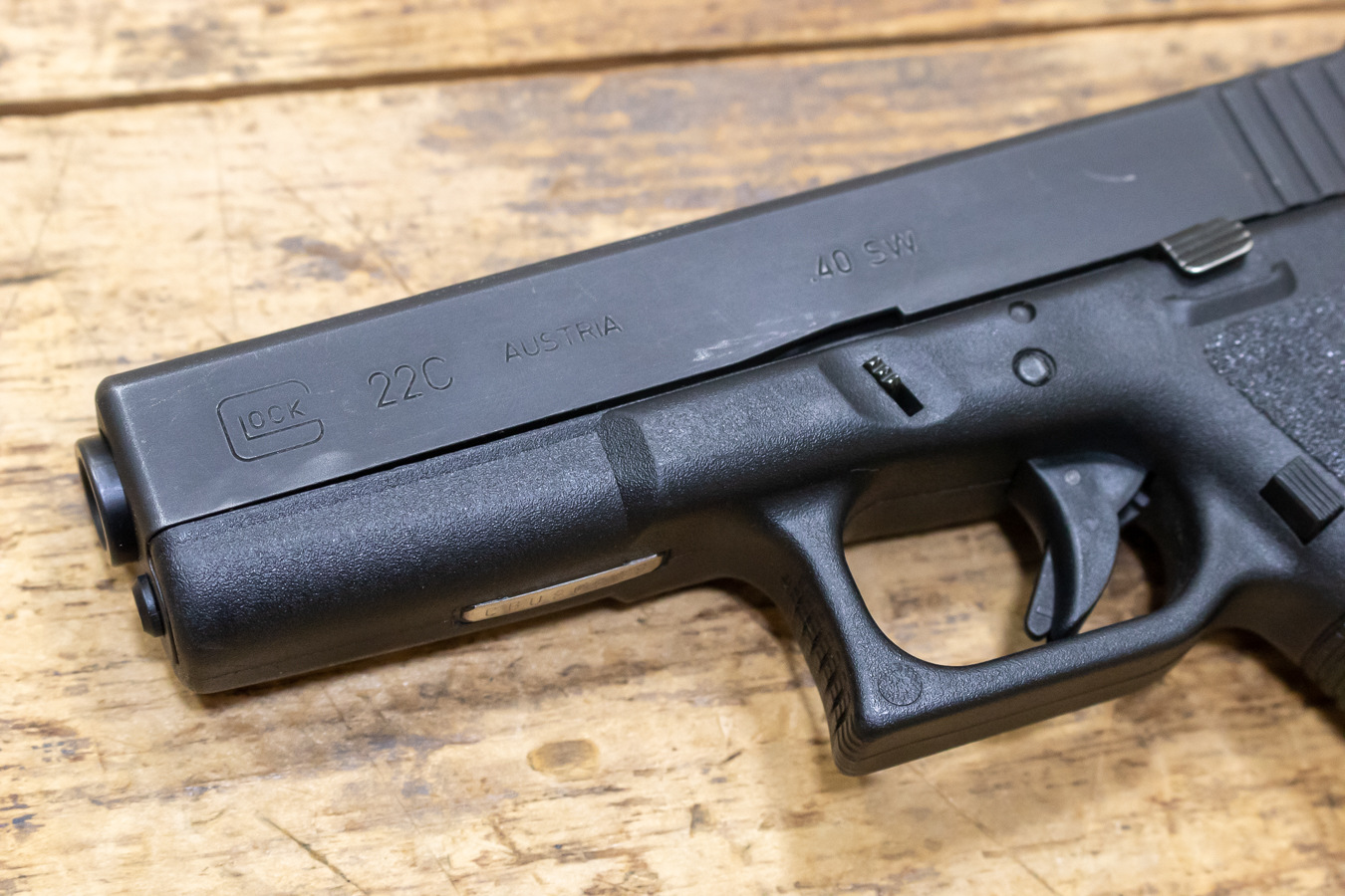 Glock 22C 40 S&W Police Trade-Ins with Lightning Cut and Ported Barrel ...