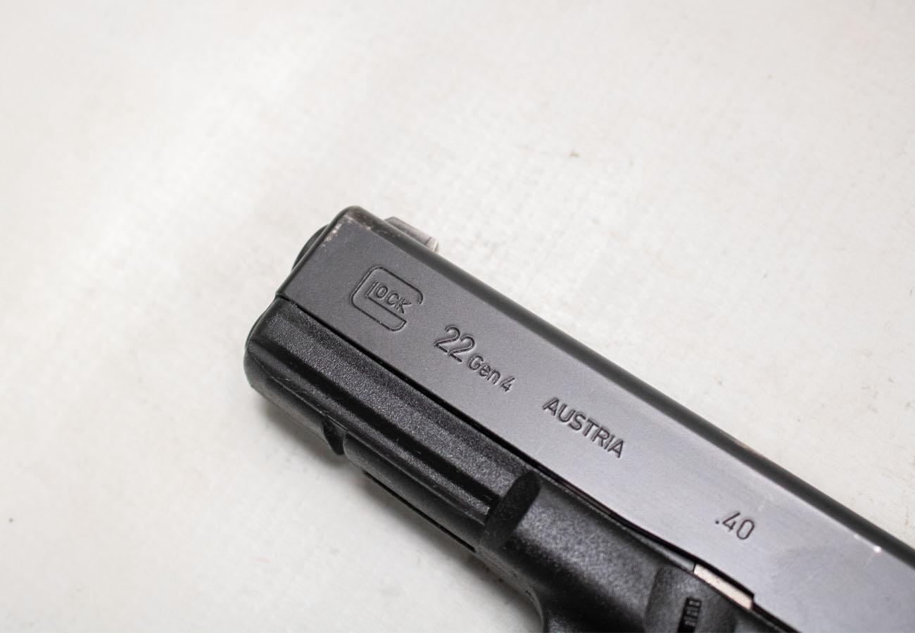Glock 22 Gen4 40 S&W Police Trade-in Pistols with Front Accessory Rail ...
