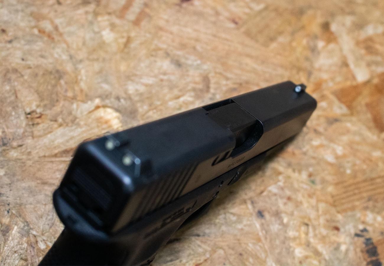 Glock 22 Gen4 40 S&W Police Trade-in Pistols (Made in USA) | Sportsman ...