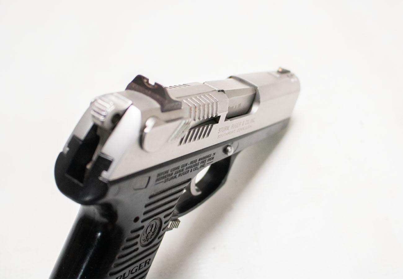 Ruger P95 9mm Police Trade-In Semi-Automatic Pistol with DA/SA Trigger ...