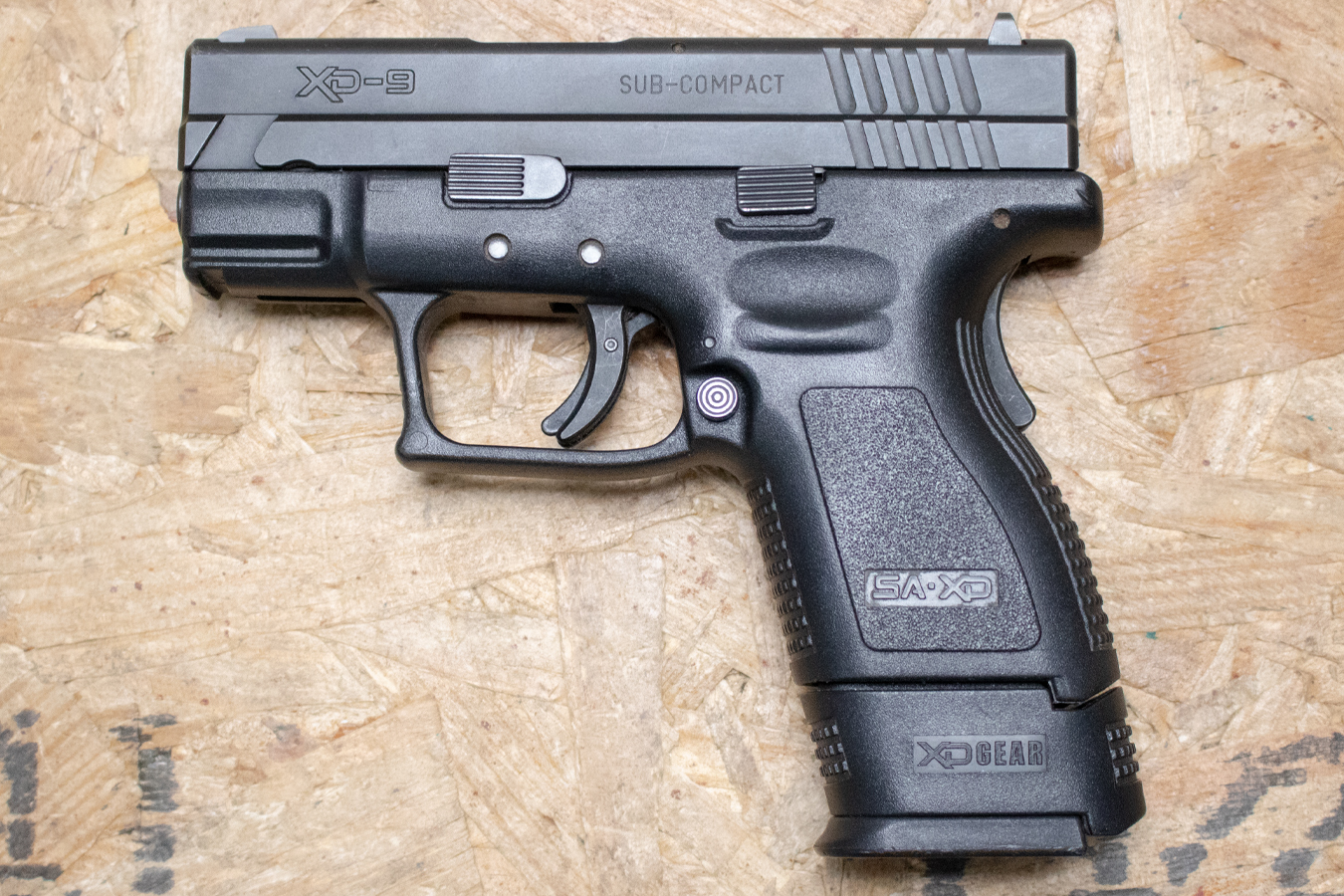 Springfield XD-9 Sub-Compact 9mm Police Trade-In Pistol with Extended ...