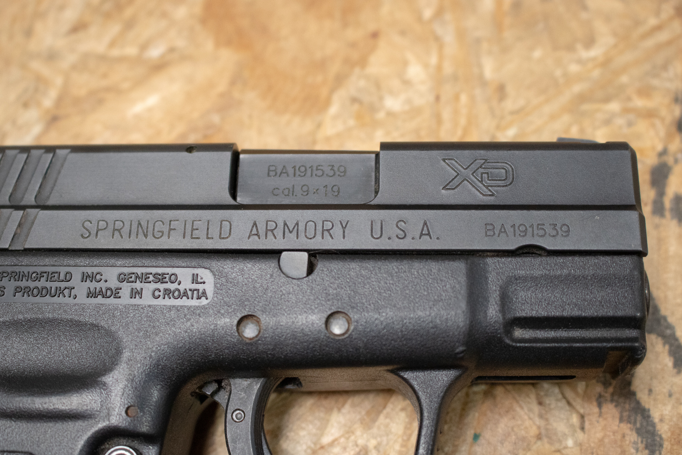 Springfield XD-9 Sub-Compact 9mm Police Trade-In Pistol with Extended ...