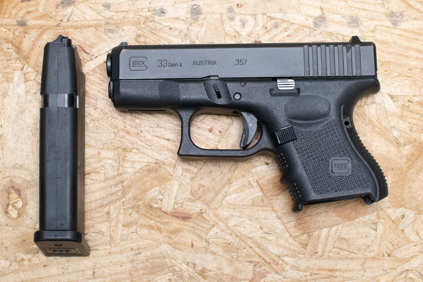 Glock 33 Gen4 357 SIG Police Trade In Compact Pistol With Extended Mag