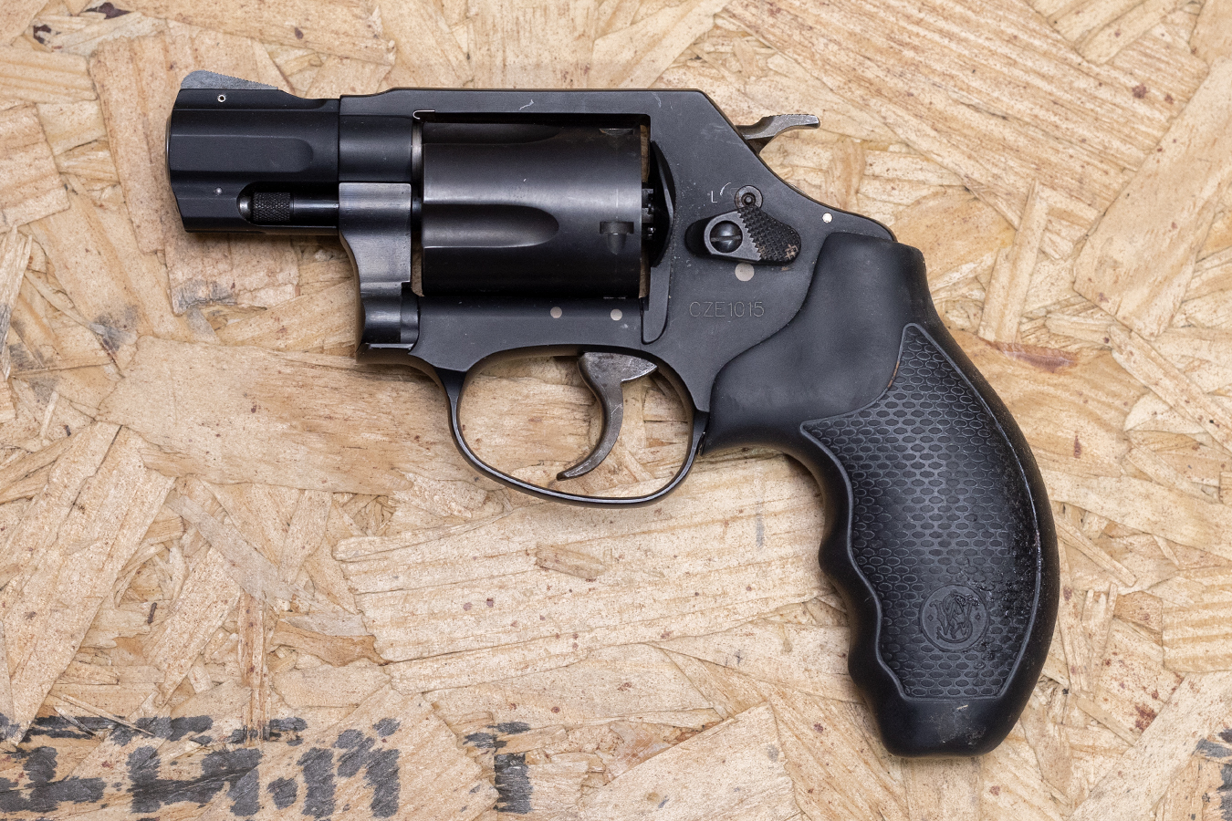 Smith & Wesson 360J Airweight 38 SPL+P Police Trade-In Revolver ...