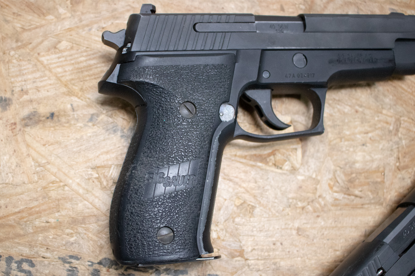 Sig Sauer P226 40 S&W DA/SA Police Trade-In Pistols (Fair Condition ...