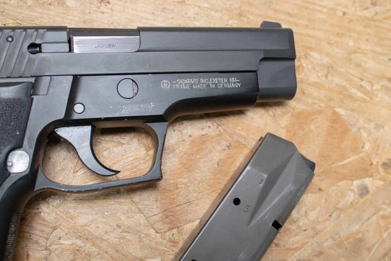 Sig Sauer P226 40 S&W Police Trade-In Pistol with German-Made Frame ...