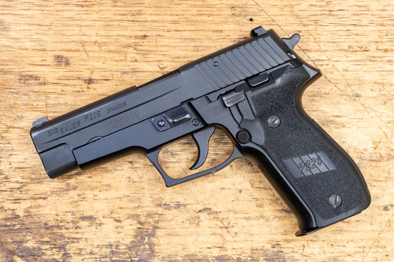 Sig Sauer P226 40 S&W Used Trade-in Pistol | Sportsman's Outdoor Superstore