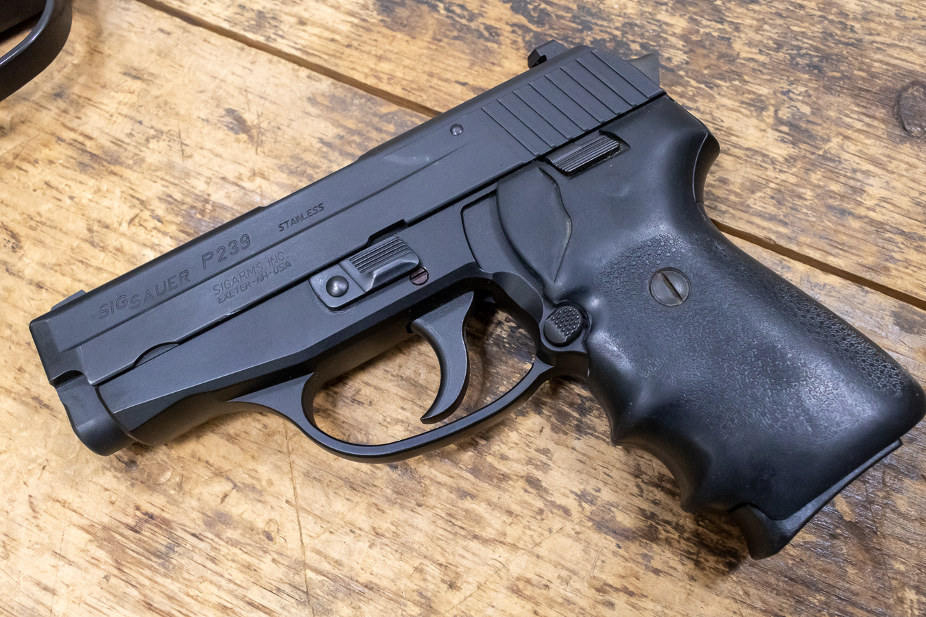 Sig Sauer P239 40 S&W DAO Police Trade-In Pistol (Very Good Condition ...