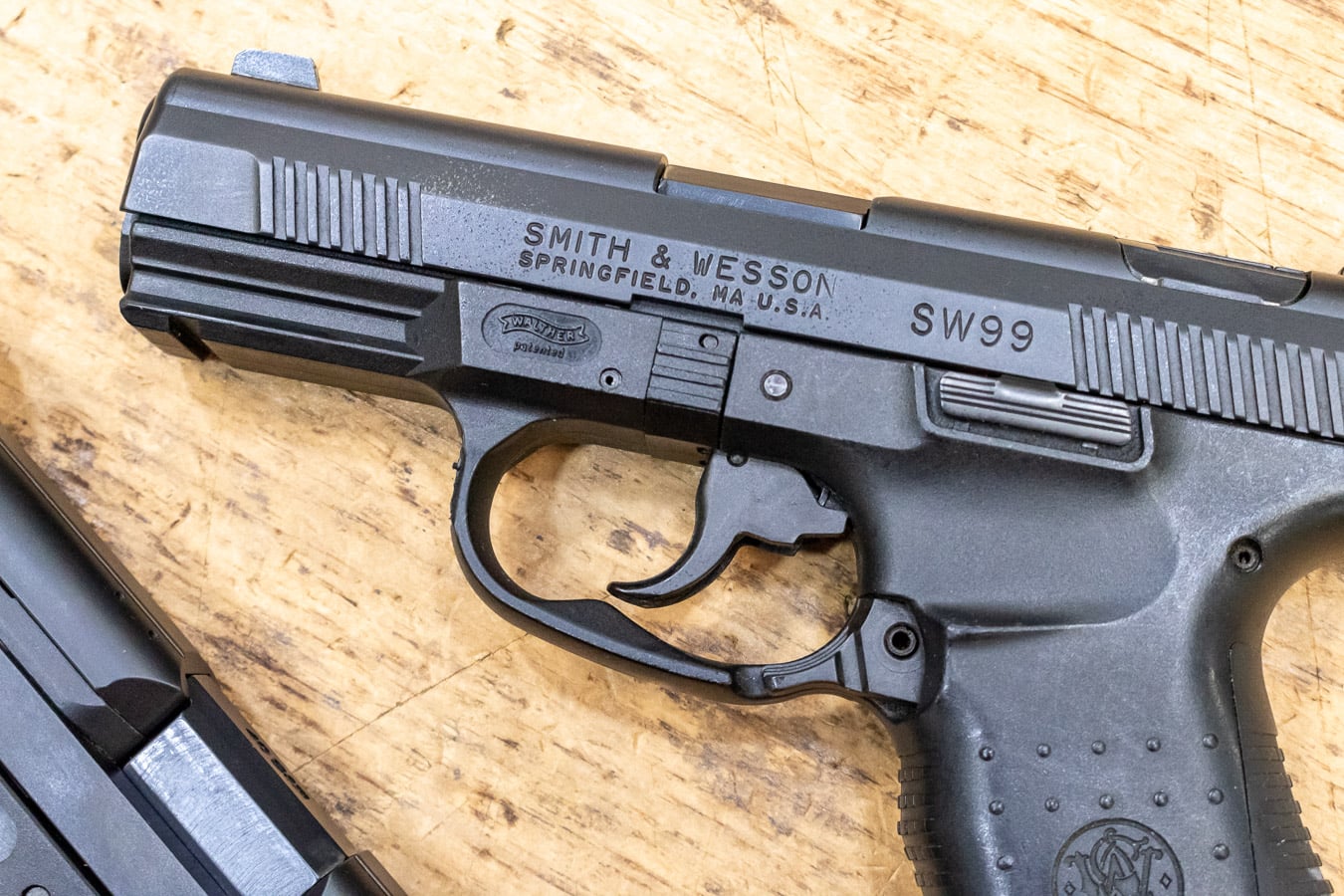 Smith & Wesson SW99 40 S&W Police Trade-in Pistol | Sportsman's Outdoor ...